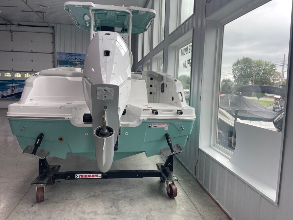 2026 Hurricane 24 Center Console - Marine Tech Concepts