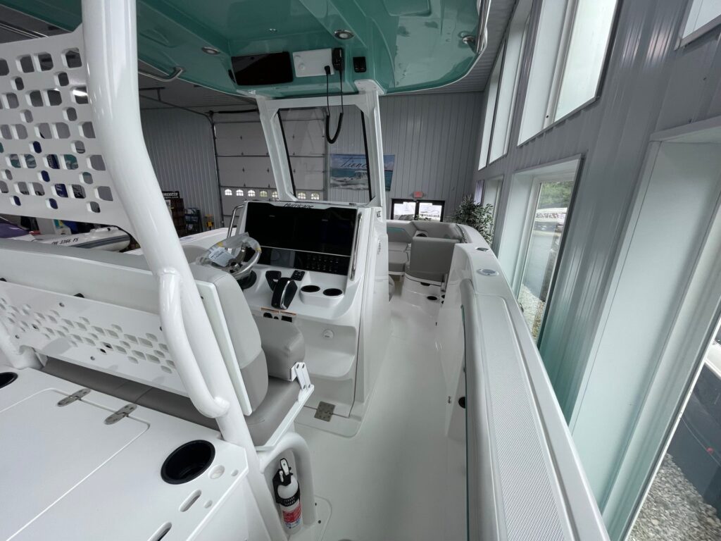 2026 Hurricane 24 Center Console - Marine Tech Concepts