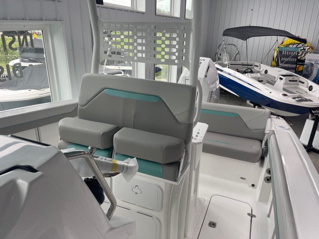 2026 Hurricane 24 Center Console - Marine Tech Concepts