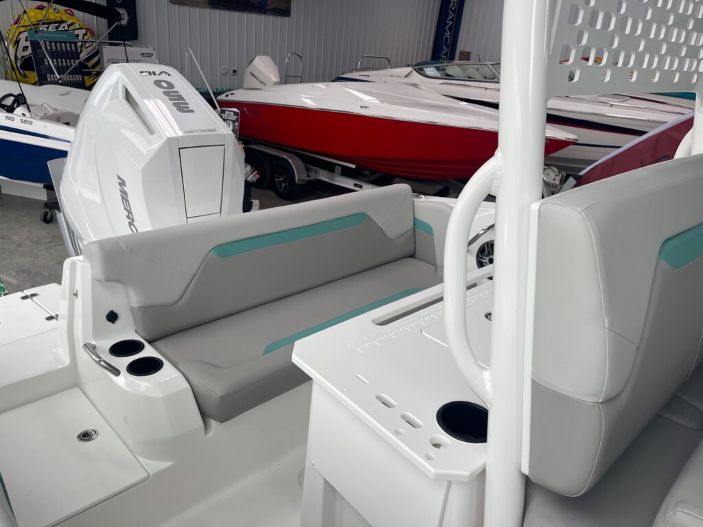 2026 Hurricane 24 Center Console - Marine Tech Concepts