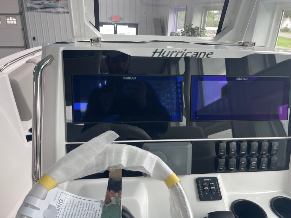 2026 Hurricane 24 Center Console - Marine Tech Concepts