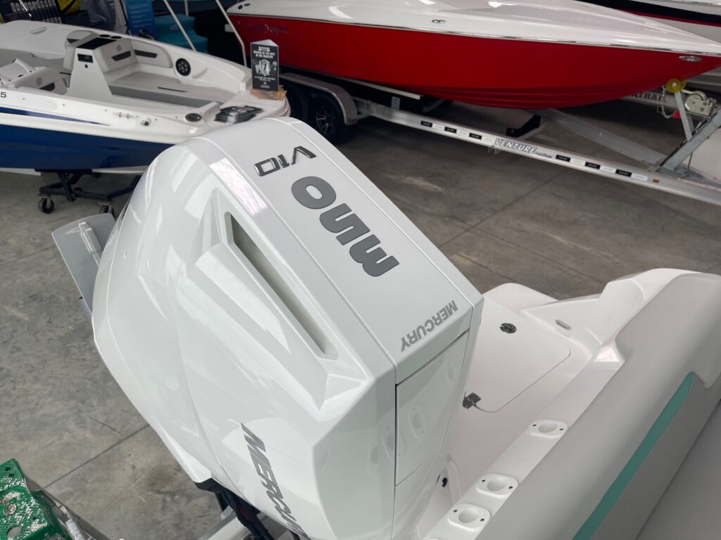 2026 Hurricane 24 Center Console - Marine Tech Concepts